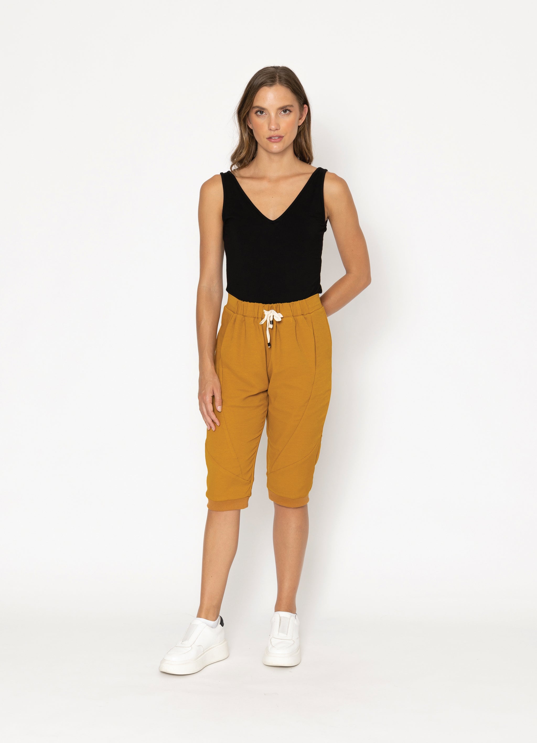 Esko Shorts – Ella + Eli